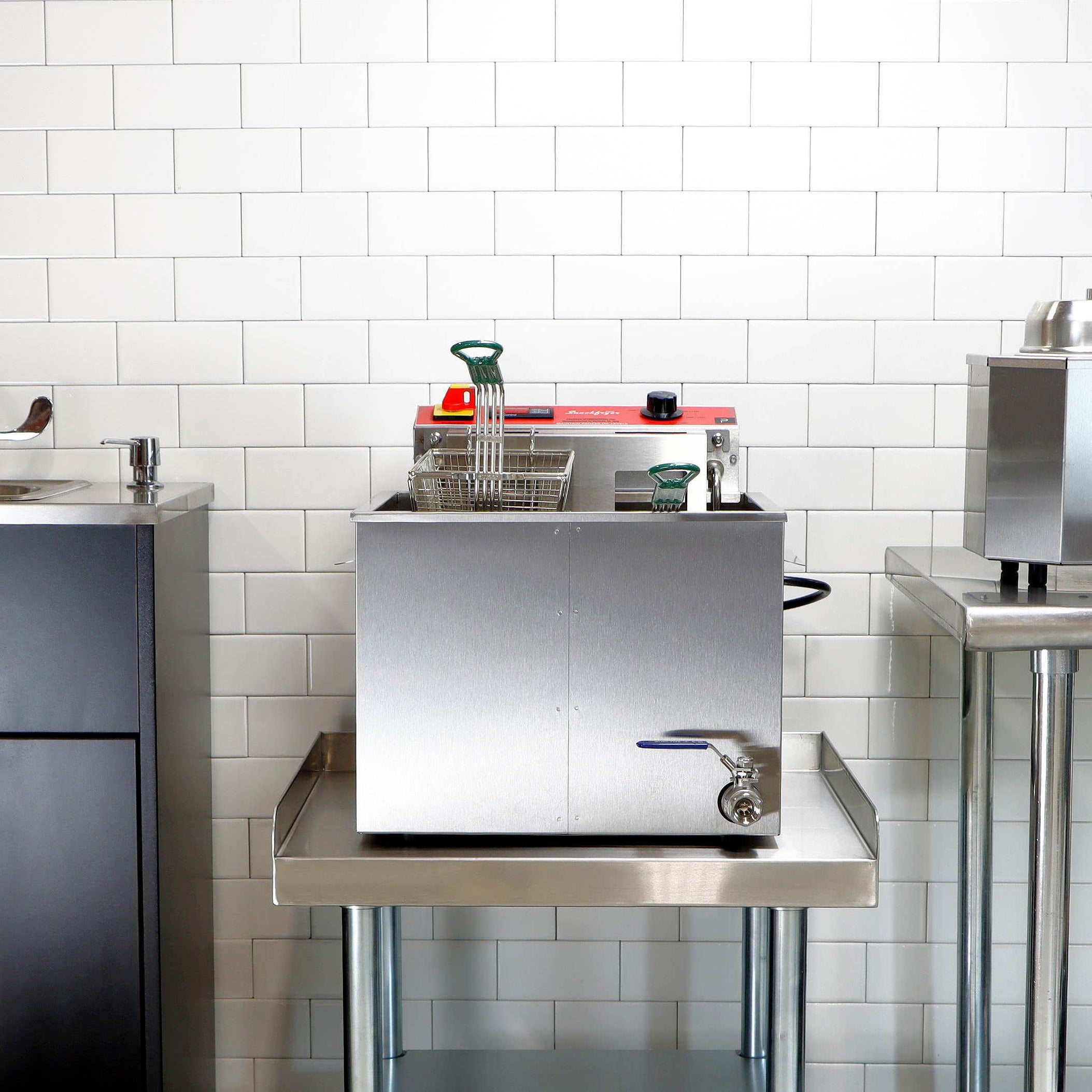 Parafryer 5500 Electric Snack Deep Fryer (240V) — Paragon Concessions